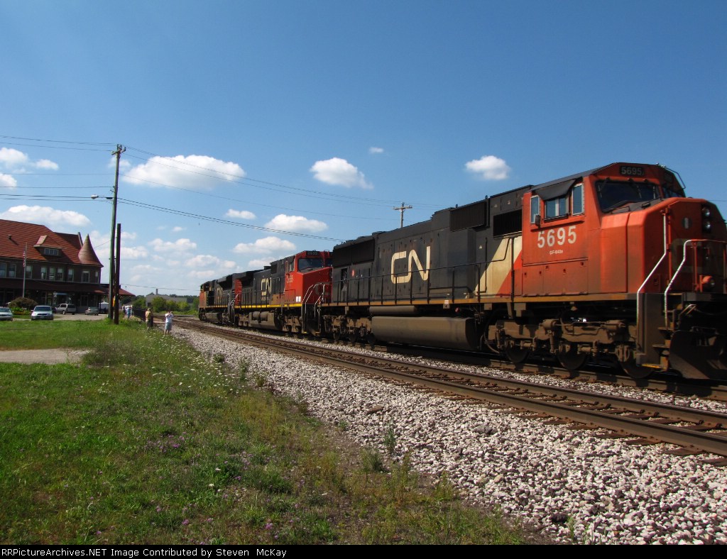 CN 5695